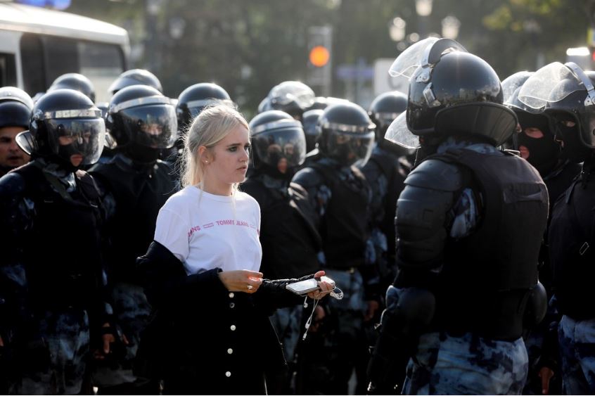 Russia: human rights activism a 'minefield' under Putin's presidency ...