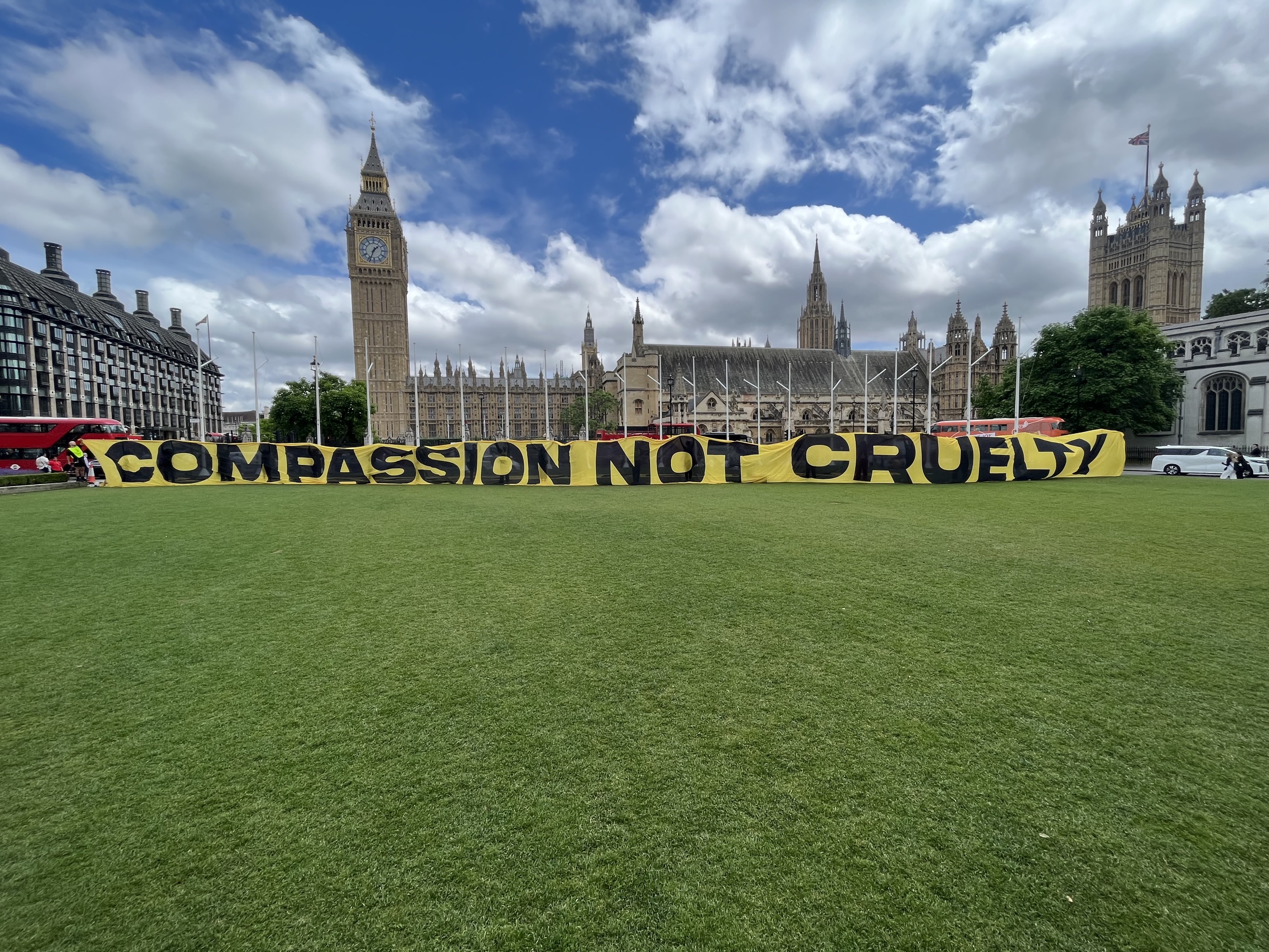 UK: Shutting down of peaceful protest represents 'everything that is ...